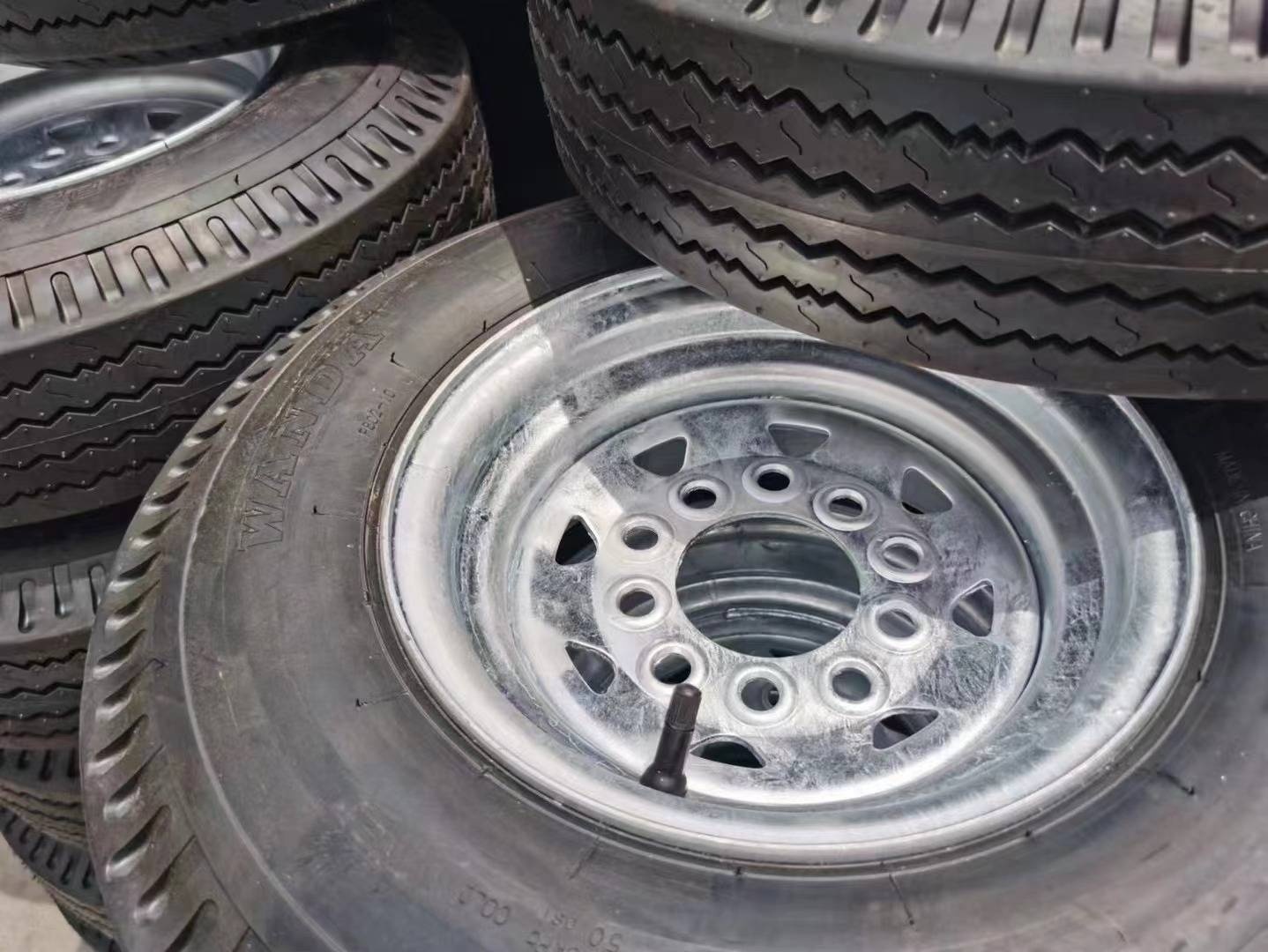 Galvanizing + tire assembly